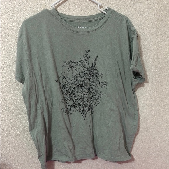Target | Tops | Target Green Floral Short Sleeve Tee | Poshmark